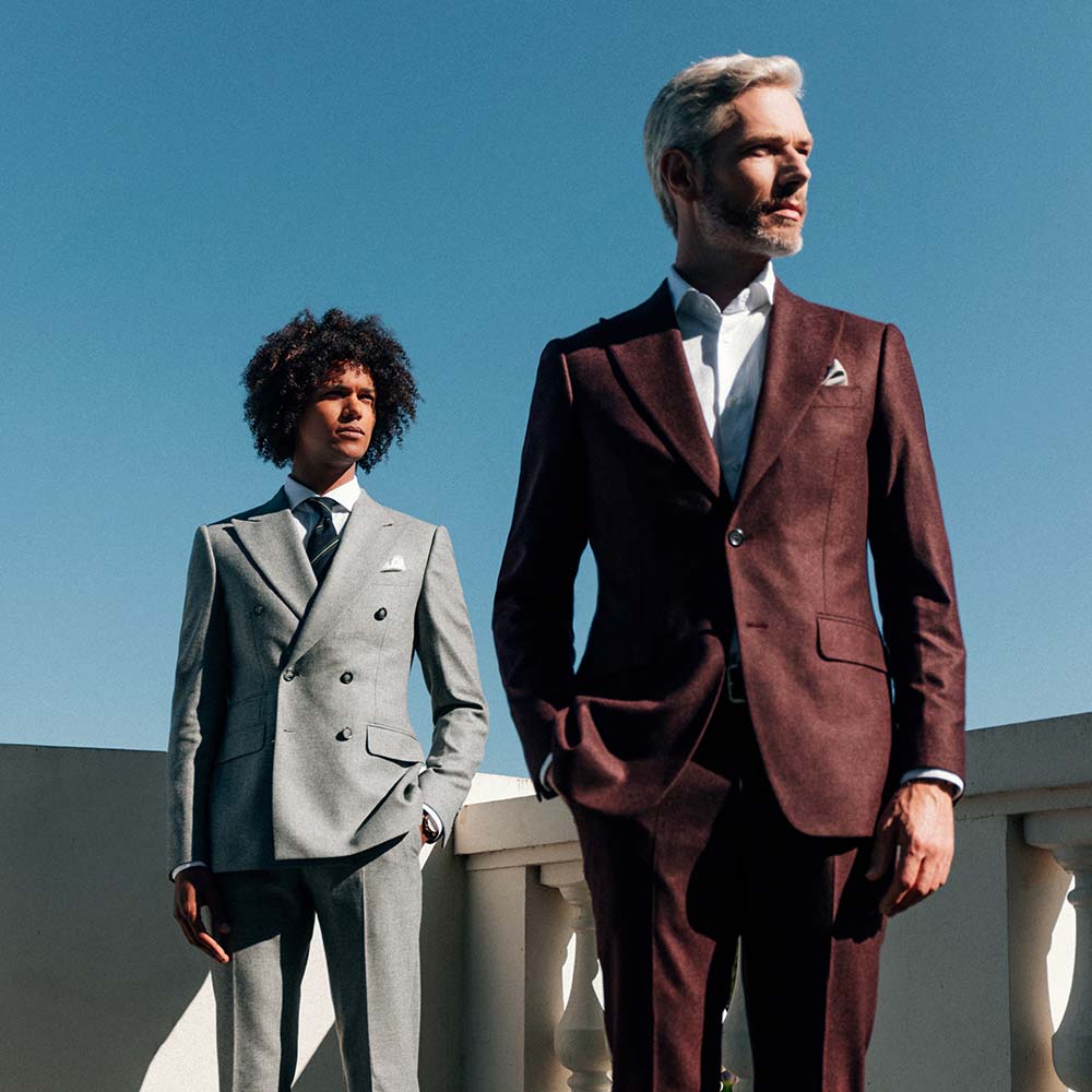 Top 5 des Costumes à posséder absolument dans sa garde-robe.